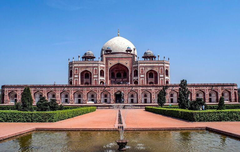 10 Iconic Examples of Mughal Architecture in India to Explore