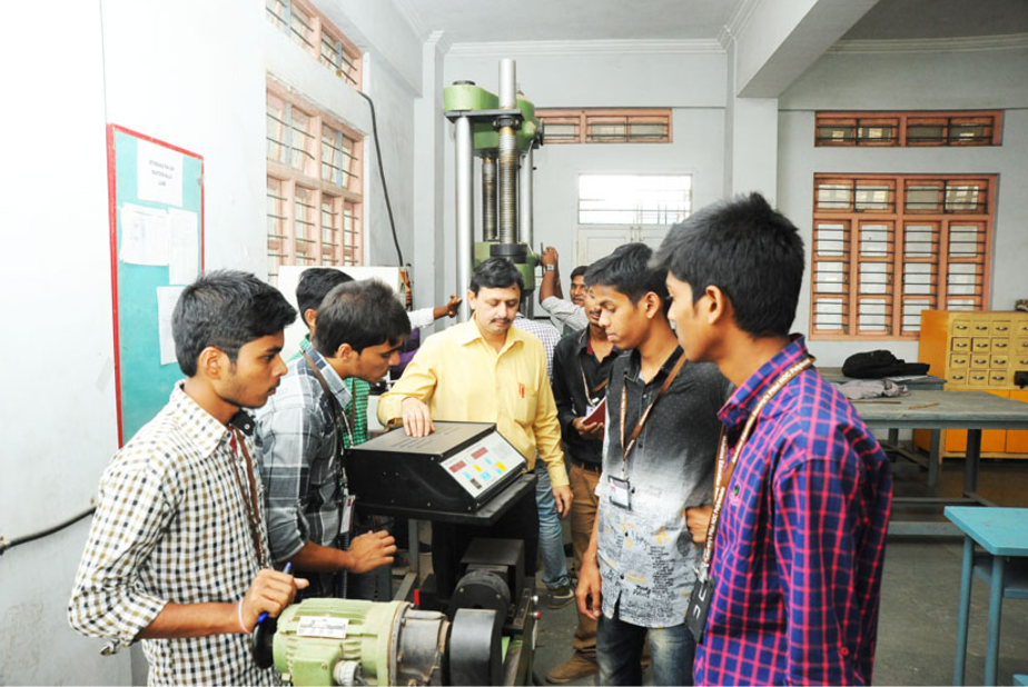 100+ Seminar Topic Ideas for Civil Engineering (2026)
