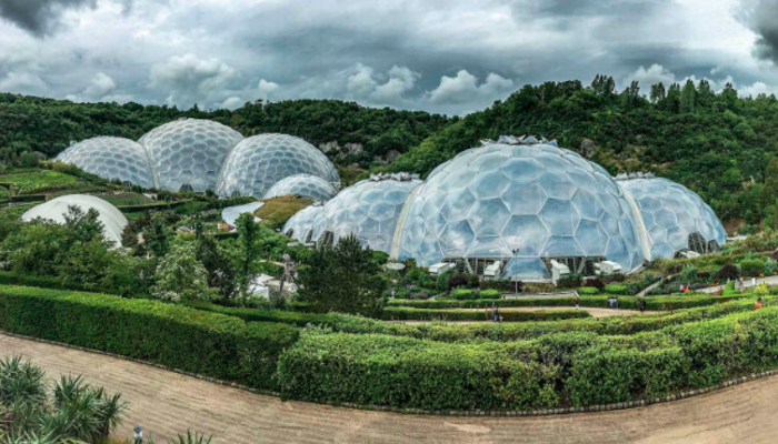 Top 10 Examples of Innovative Shell Structures in 2024